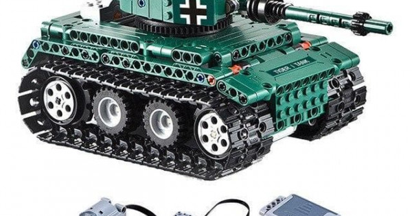 remote controlled tank 313pcs - remote-controlled-tank-313pcs